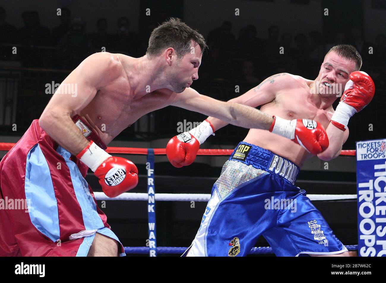 Boxer frankie gavin hi-res stock photography and images - Alamy