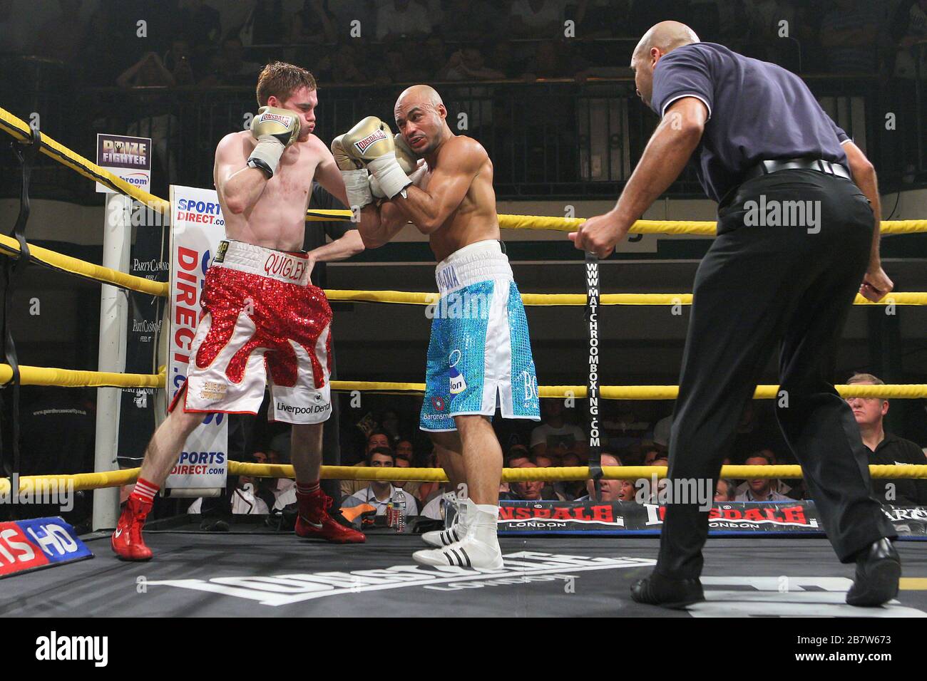 Nick Quigley (red shorts) defeats Kris Agyei-Dua (blue shorts) in Semi ...
