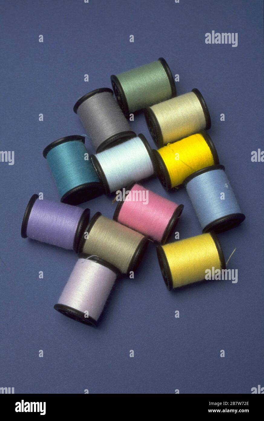 Thread colored hi-res stock photography and images - Alamy