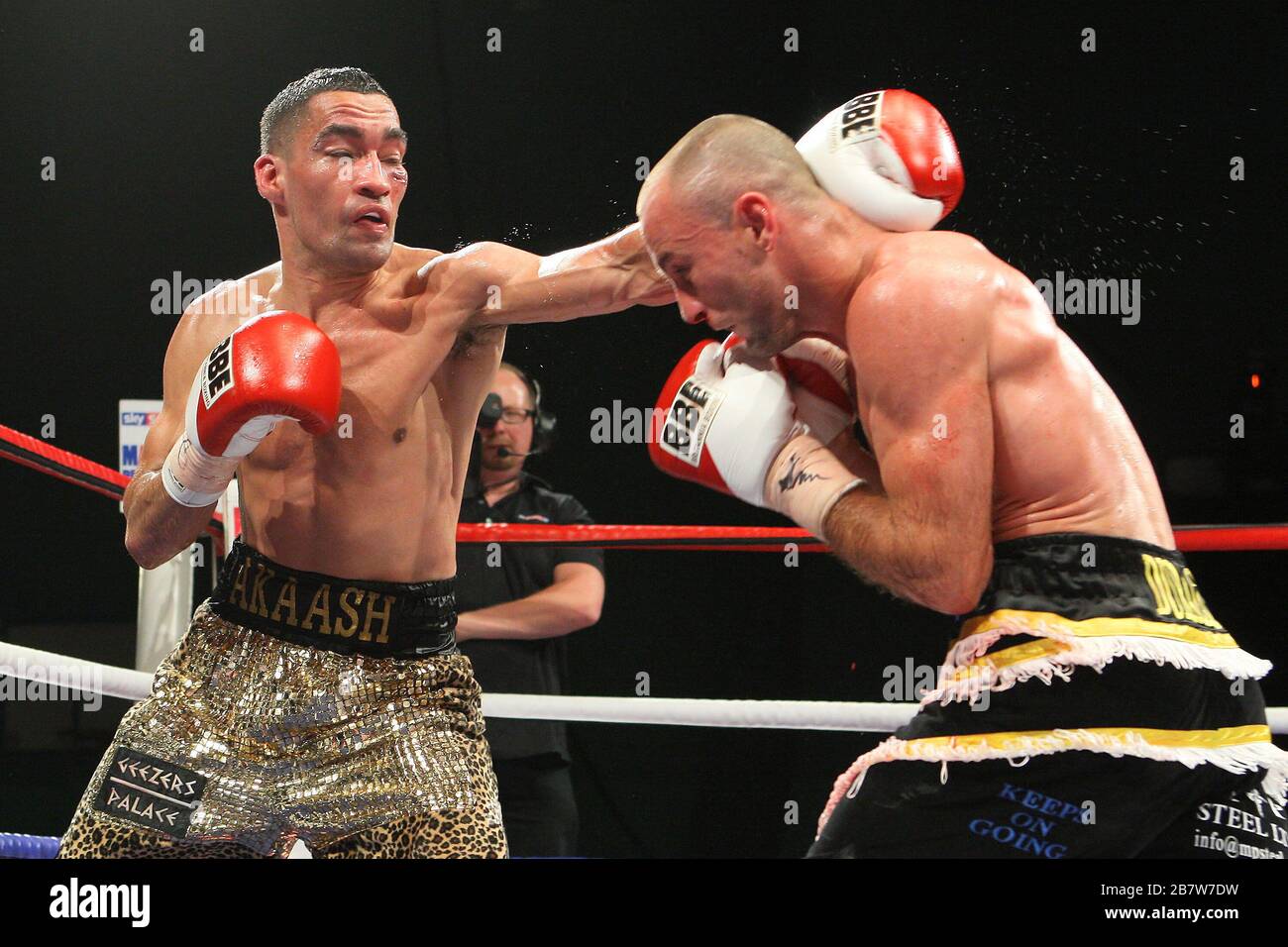 Ben jones boxer hi-res stock photography and images - Alamy