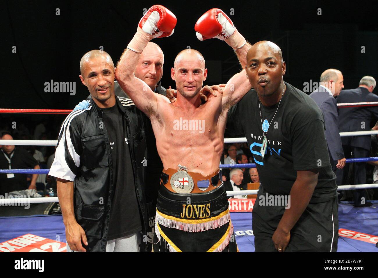 Ben jones boxer hi-res stock photography and images - Alamy