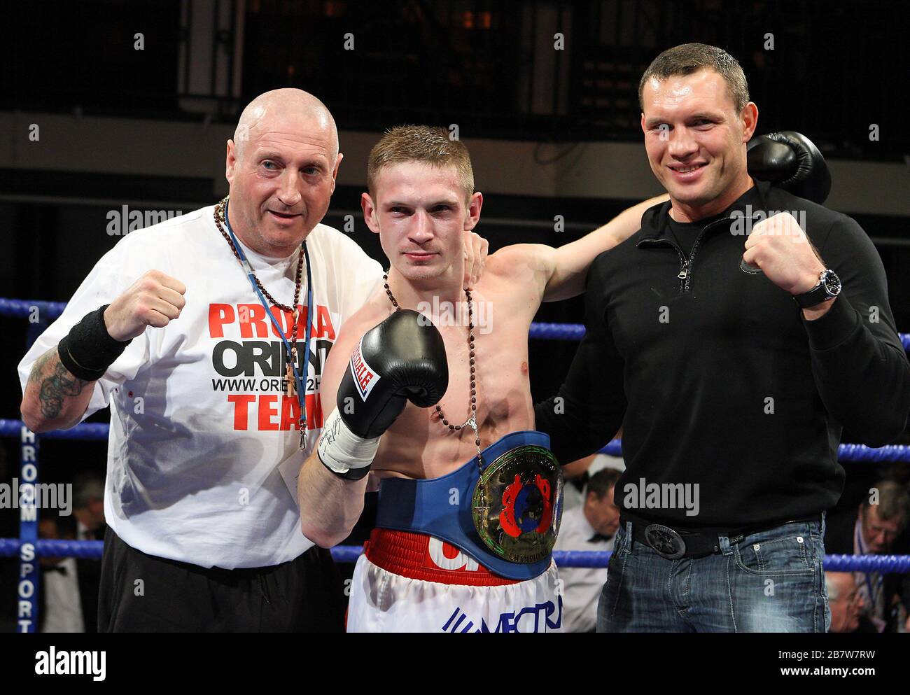 Boxing ebu european middleweight title hi-res stock photography and ...