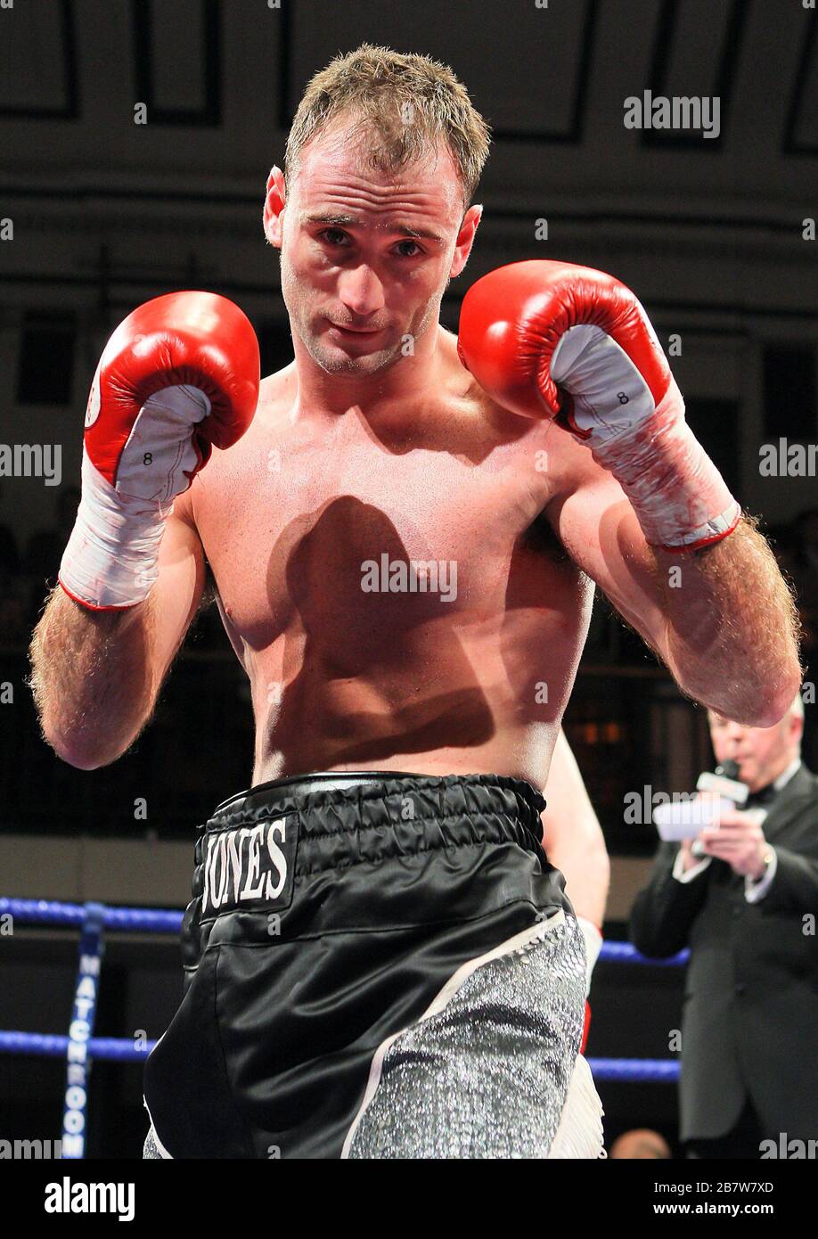 Barry jones boxer hi-res stock photography and images - Alamy