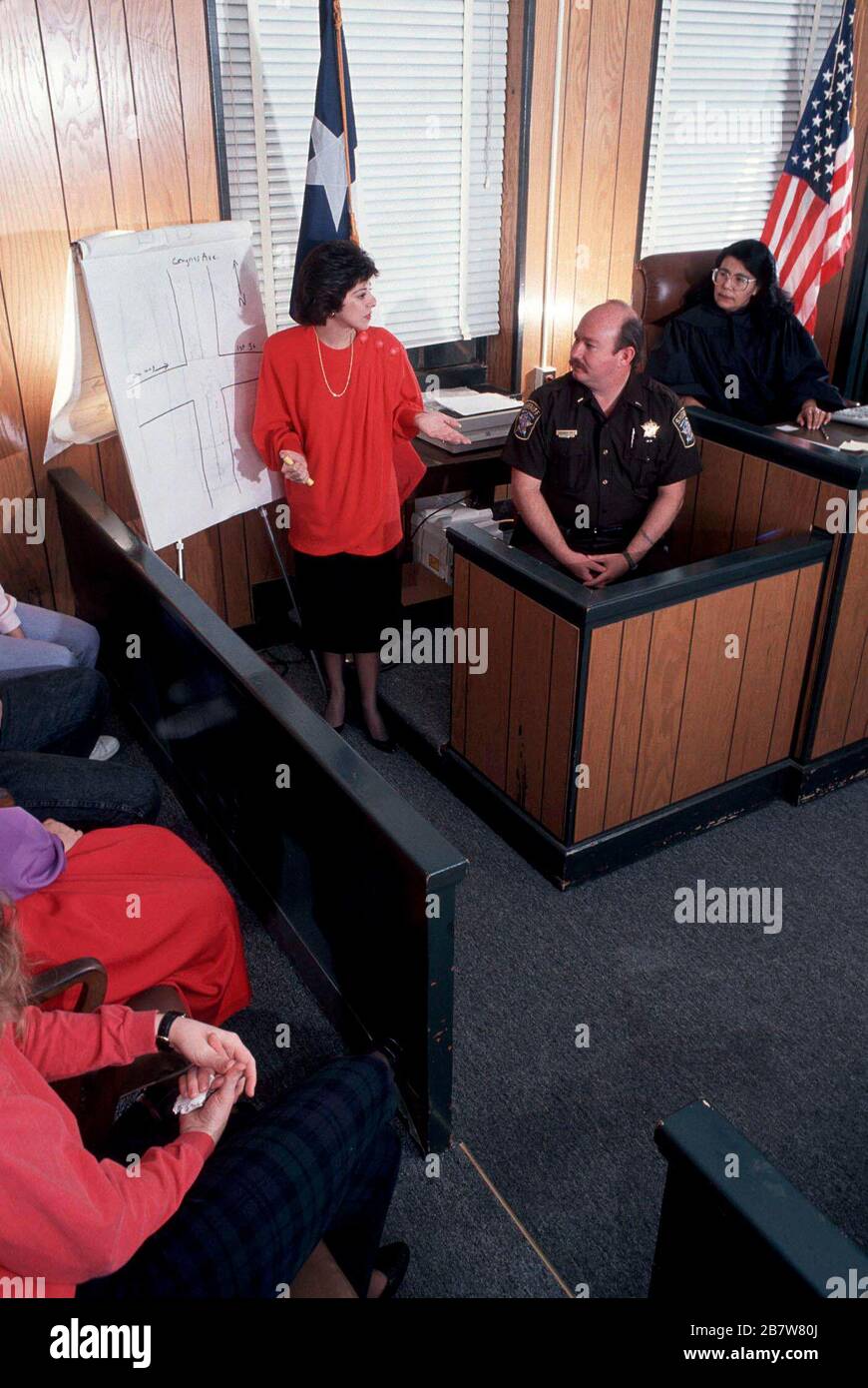 Officer giving testimony in trial hi-res stock photography and images ...