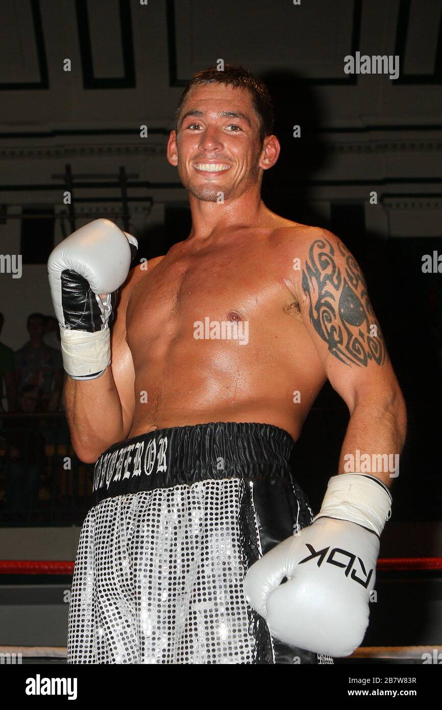 Cruiserweight boxing hi-res stock photography and images - Alamy