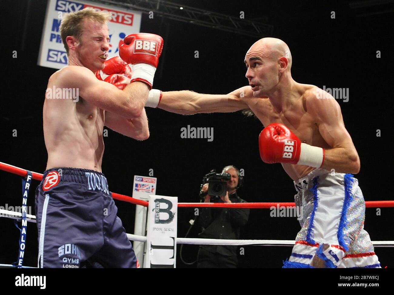Stuart Hall (white shorts) defeats Martin Power in a bantamweight ...