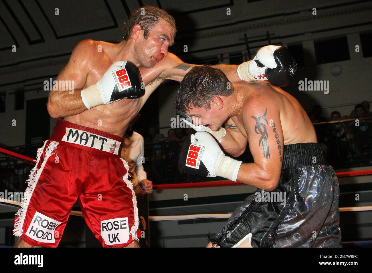 Daryl Setterfield (black shorts) defeats Matt Scriven in a Light ...