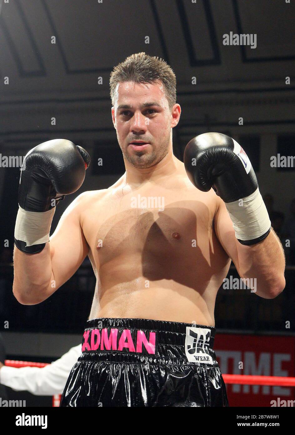 Daniel Cadman (black shorts) defeats Matty Hough in a Super ...