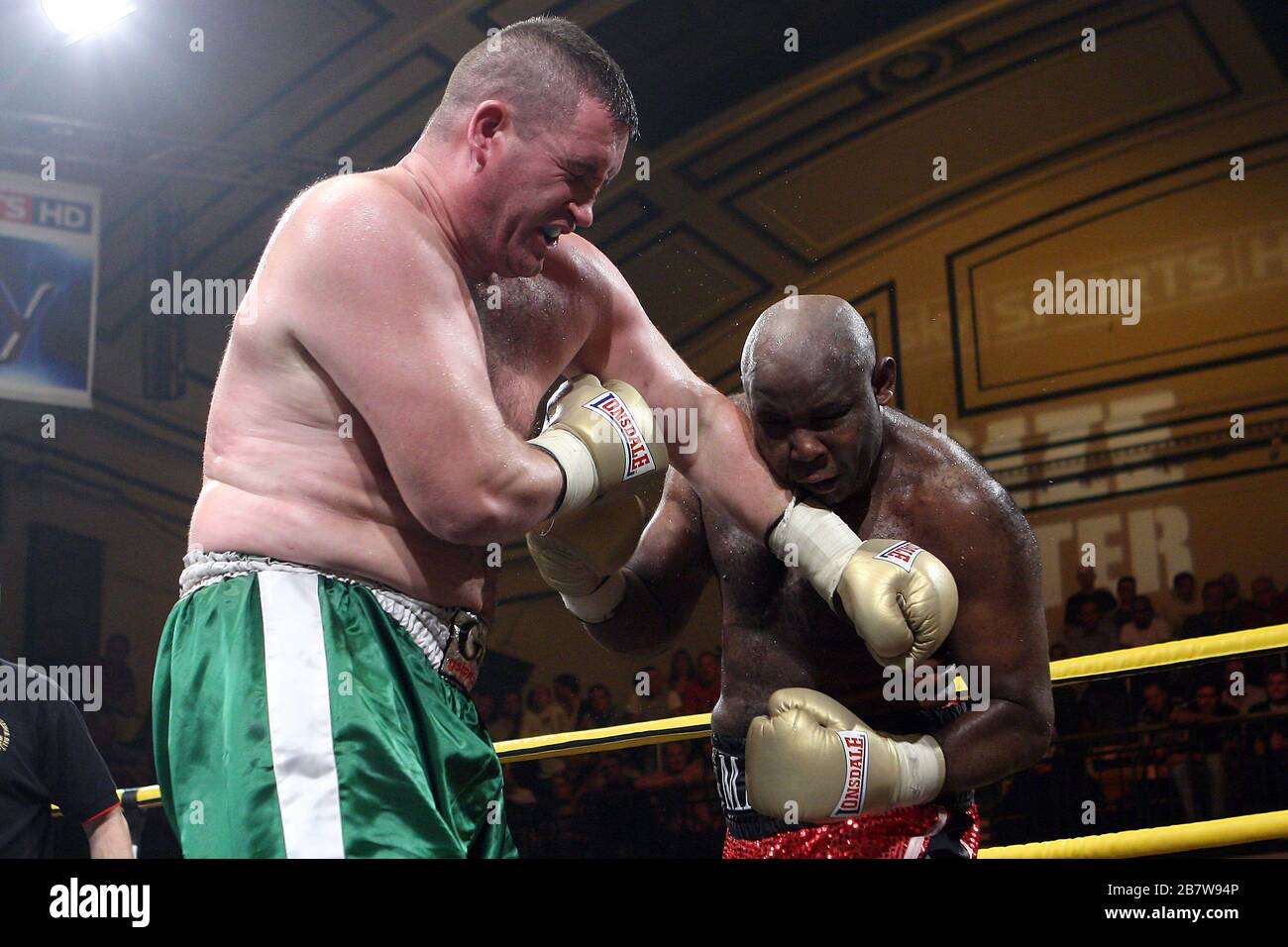 Matt skelton boxer hi-res stock photography and images - Alamy