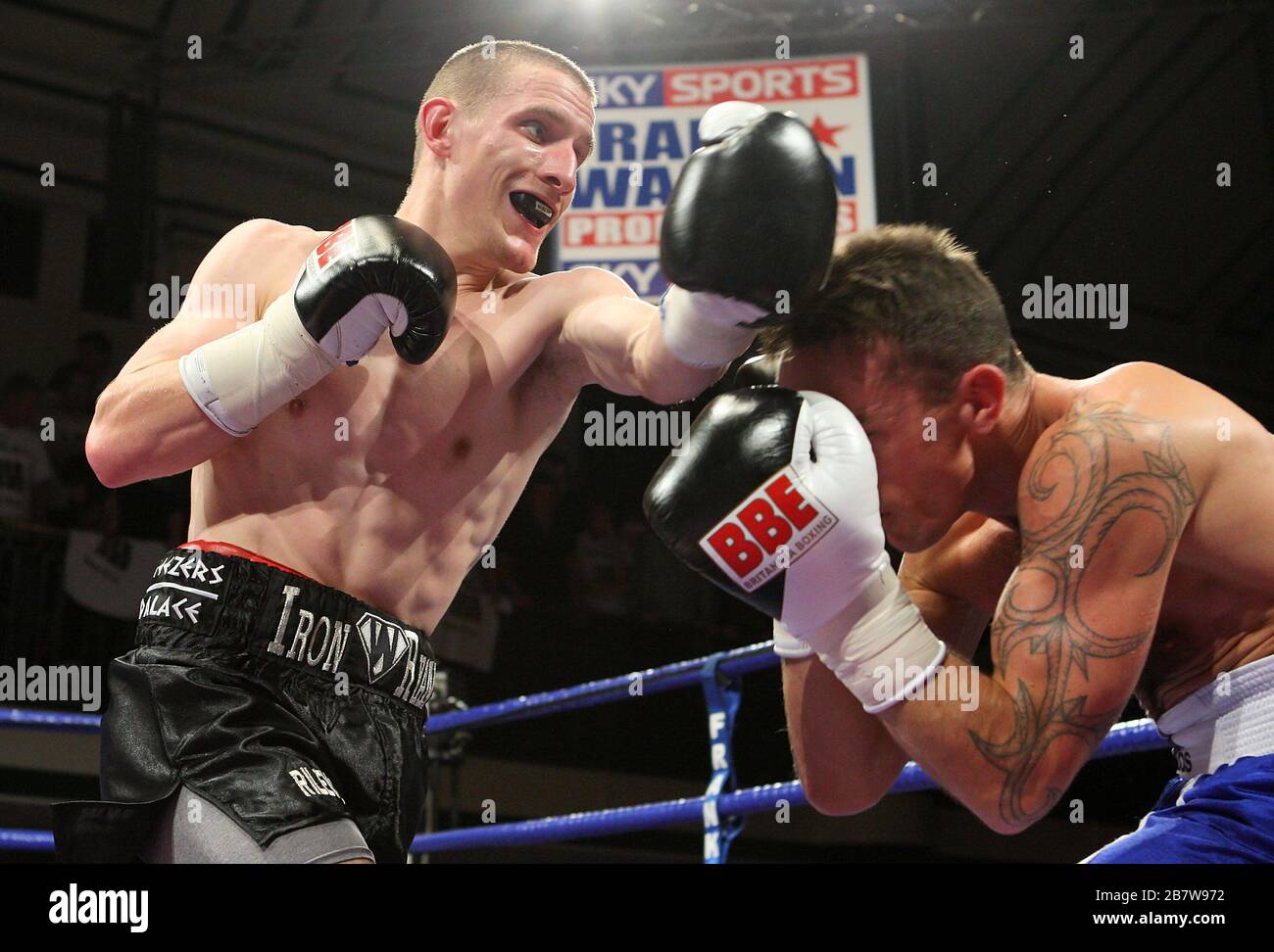 Ryan Walsh (black shorts) defeats Jerry O'Hara in a Featherweight ...