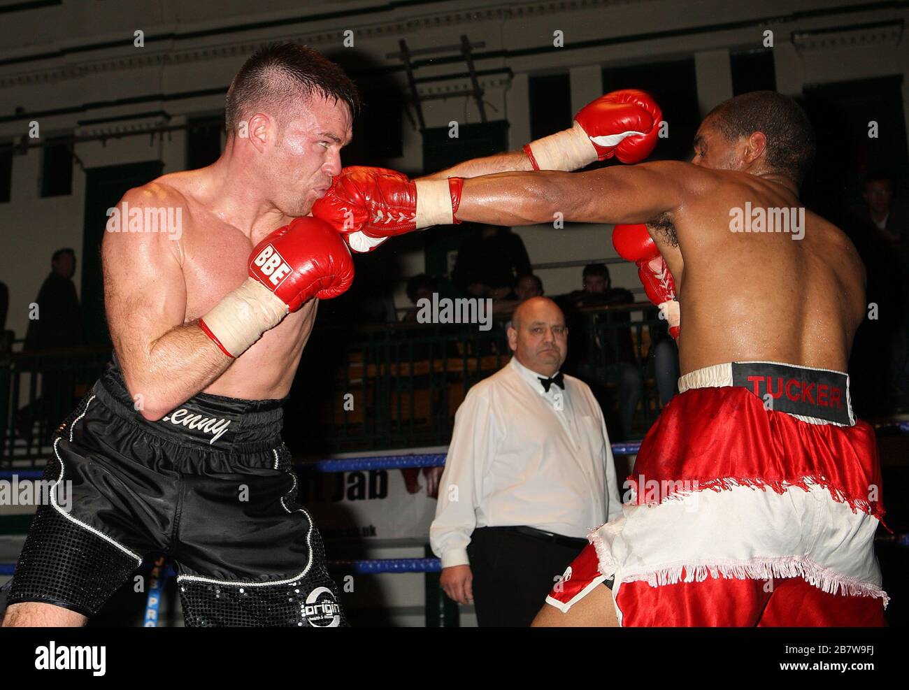Billy Slate (black shorts) defeats James Tucker in a Light-Heavyweight ...