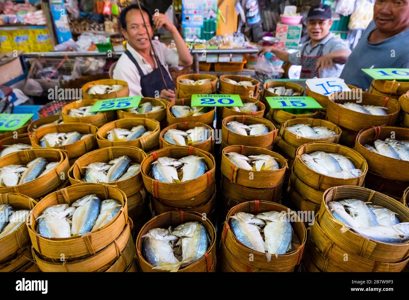 Phra Bat market, Lampang, northern Thailand Stock Photo - Alamy