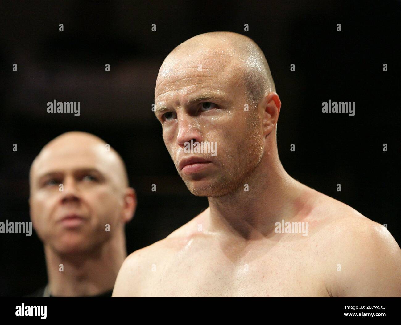 Jon Thaxton (Norwich, black shorts) defeated Dave Stewart (Wanstead/Ayr ...