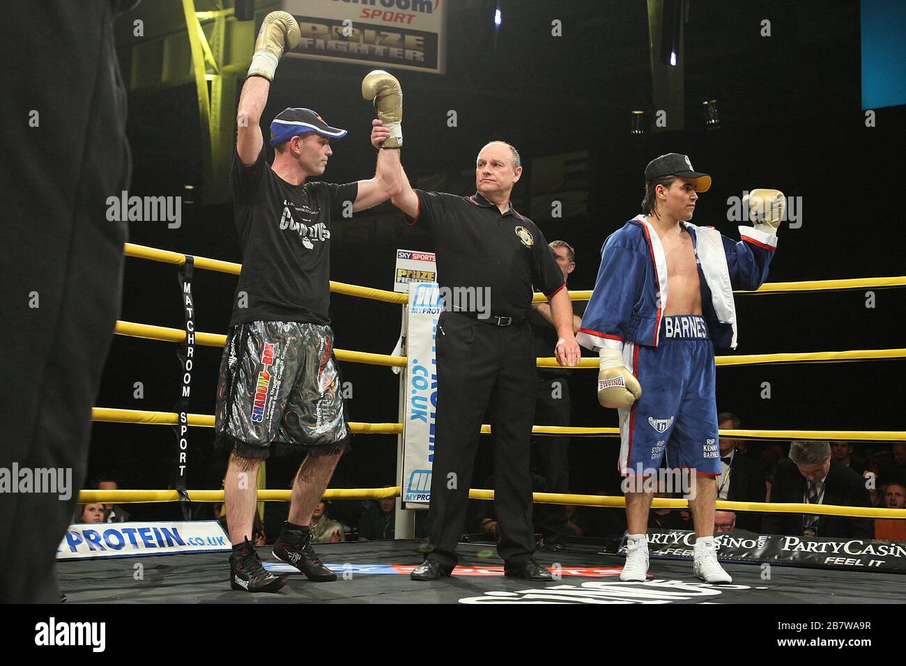 Boxing barnes hi-res stock photography and images - Alamy