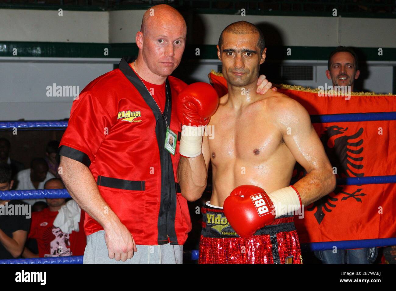 Kreshnik Qato (red shorts) defeats Matt Scriven in a Middleweight ...