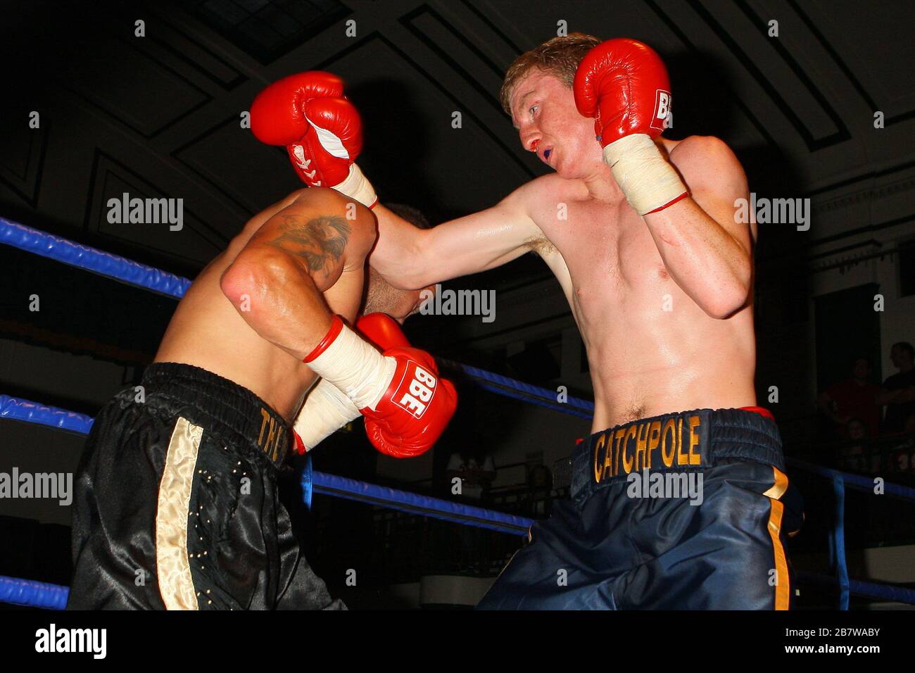 Joe Catchpole (blue/gold shorts) defeats Daniel Thorpe in a Light ...