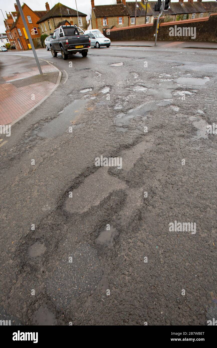 Pot hole in road surface hi-res stock photography and images - Alamy