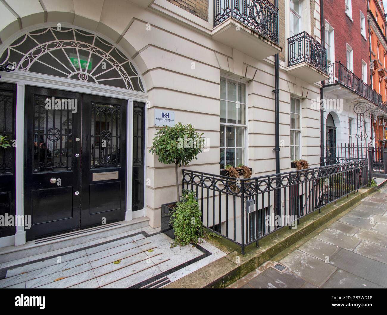 Harley street london hi-res stock photography and images - Alamy