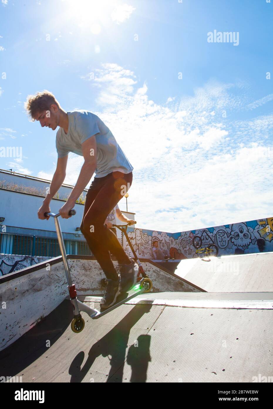 Skateboard with handle hi-res stock photography and images - Alamy