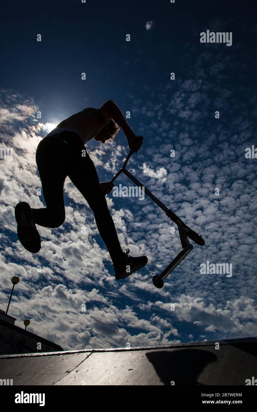 Skateboard with handle hi-res stock photography and images - Alamy