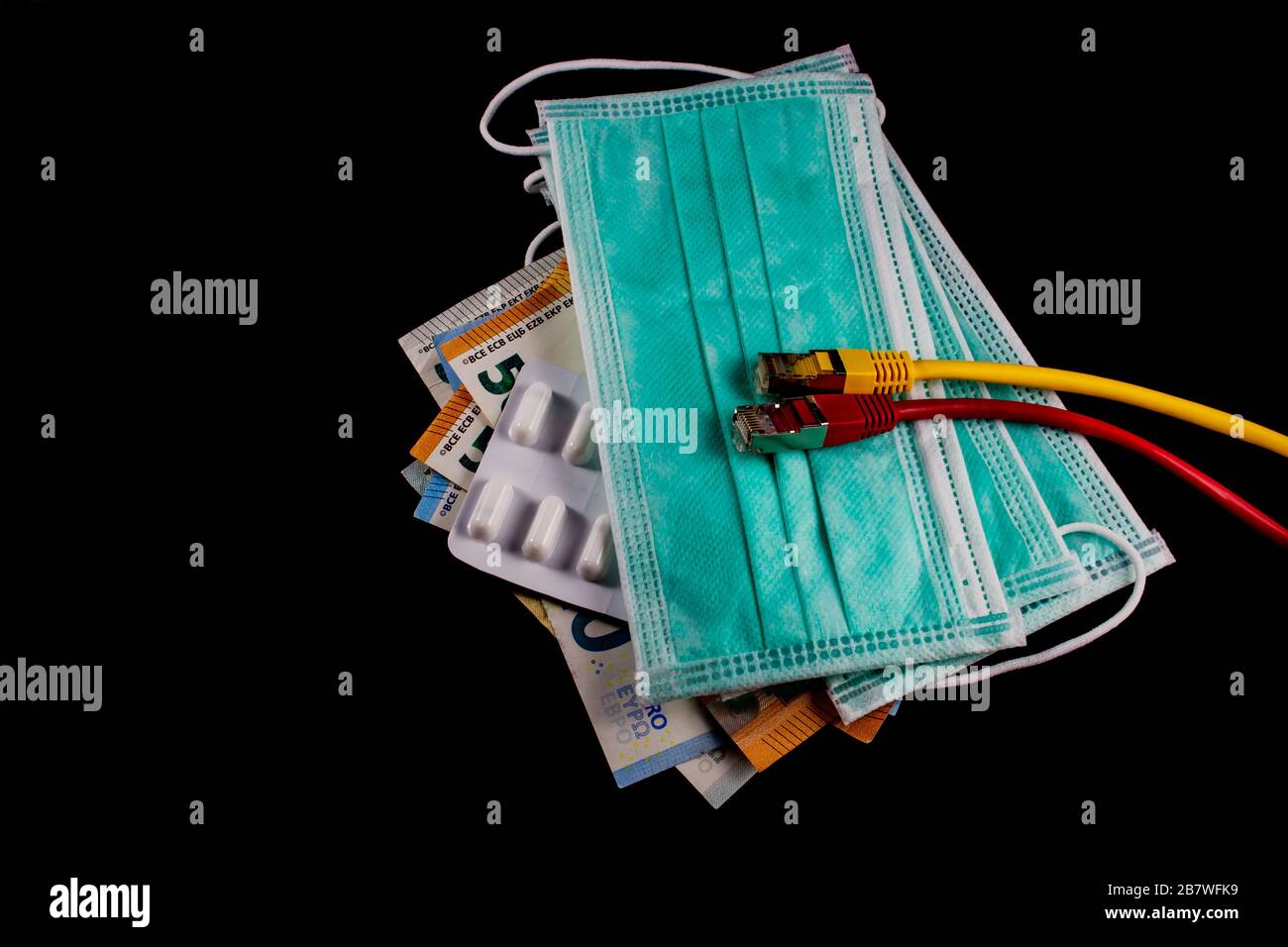 Cable ethernet lan hi-res stock photography and images - Alamy