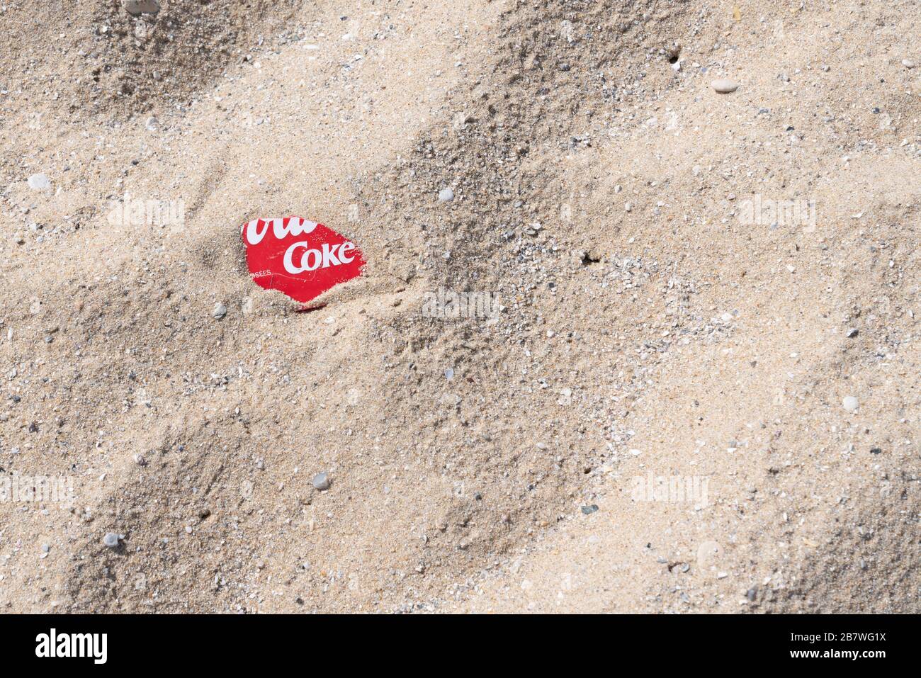 Trash garbage pollution coca cola hi-res stock photography and images ...
