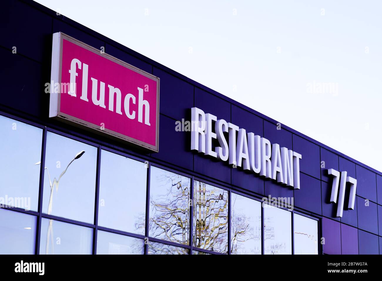 Flunch logo hi-res stock photography and images - Alamy