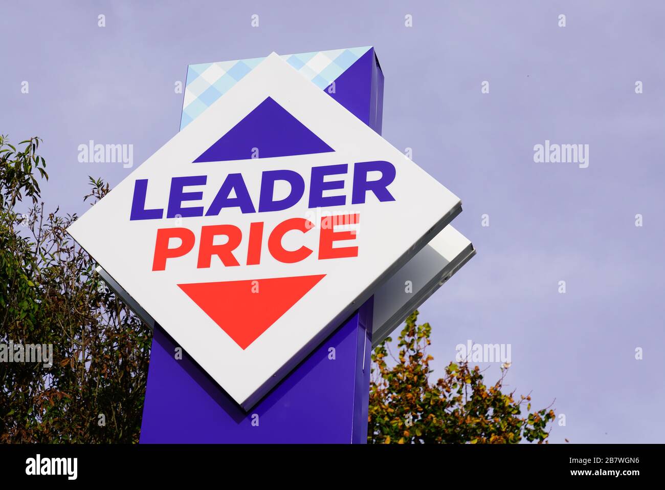 Bordeaux , Aquitaine / France - 10 28 2019 : Leader Price sign shop ...