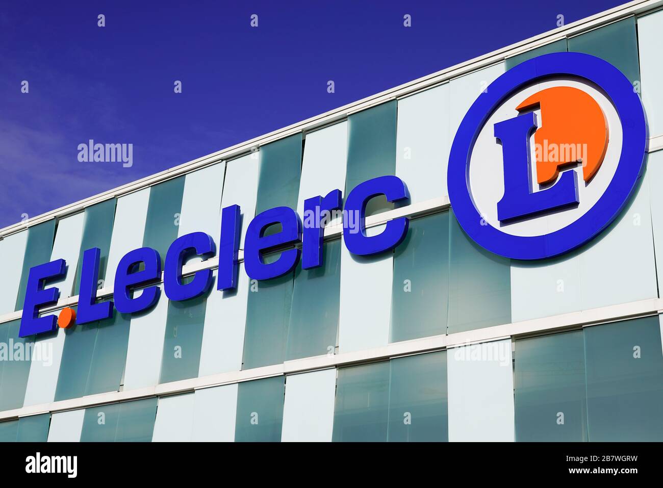 Bordeaux , Aquitaine / France - 11 13 2019 : leclerc store sign logo on ...