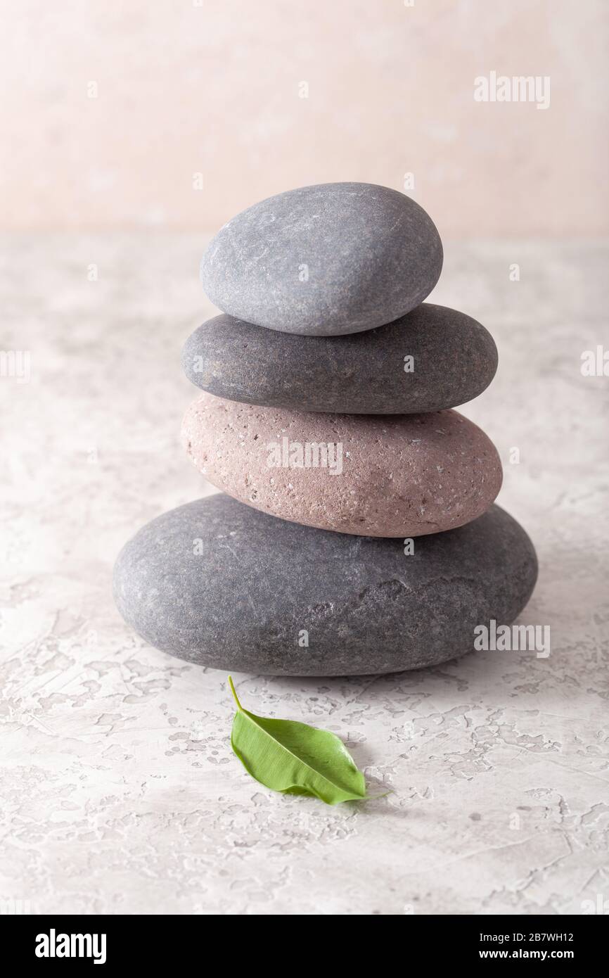 spa stones massage relax treatment Stock Photo - Alamy