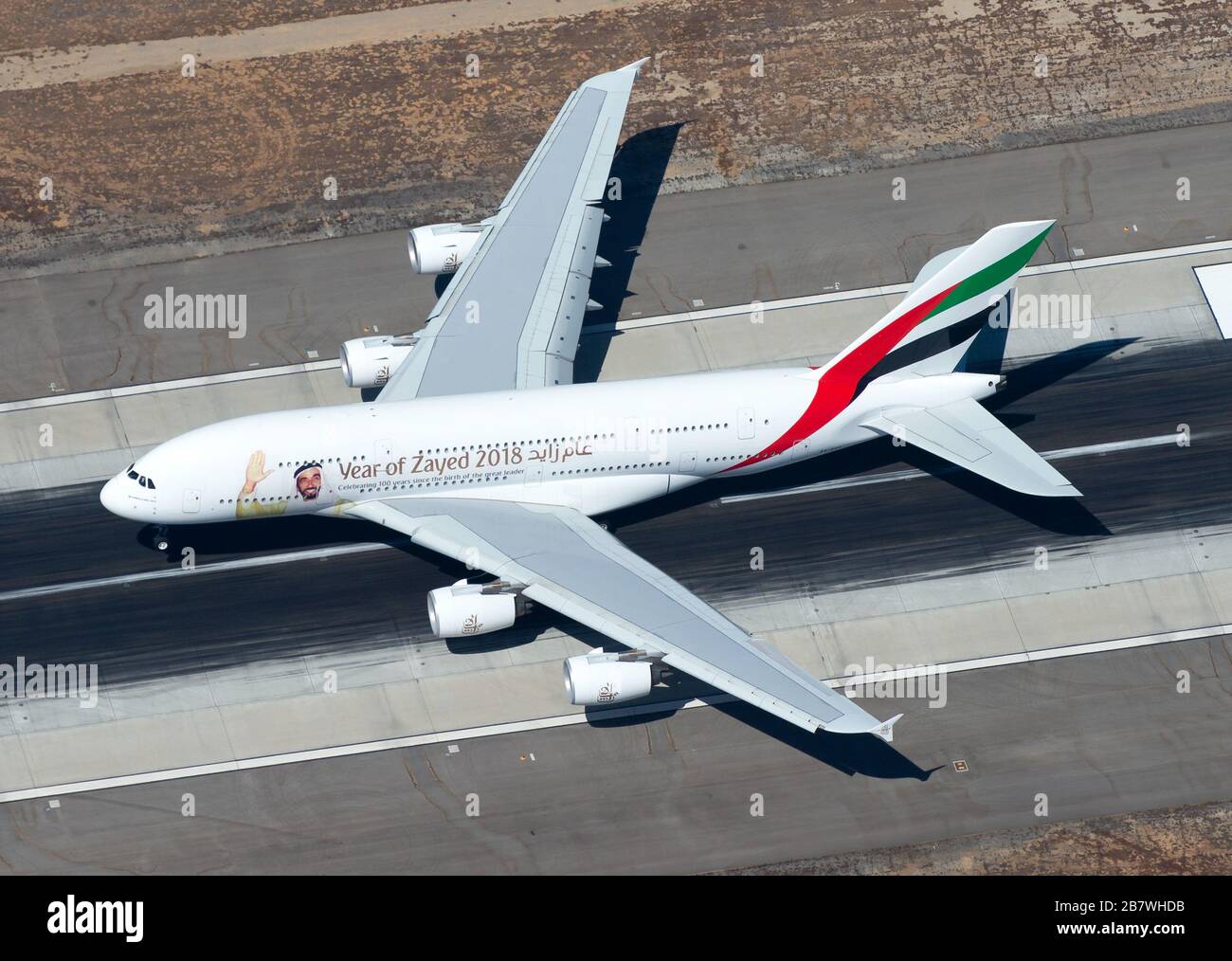Emirates Airline Airbus A380 landing at Los Angeles LAX international ...