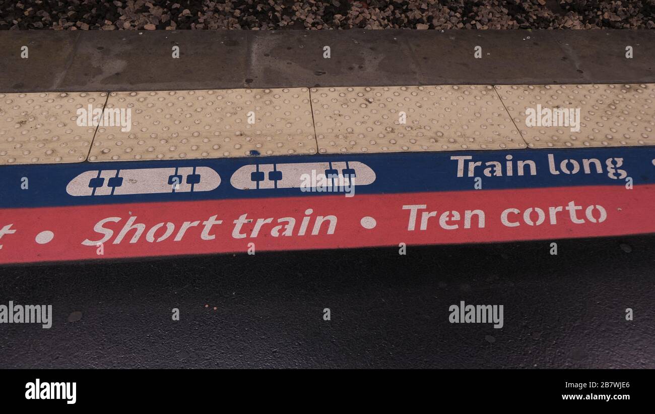 Platform markings hi-res stock photography and images - Alamy
