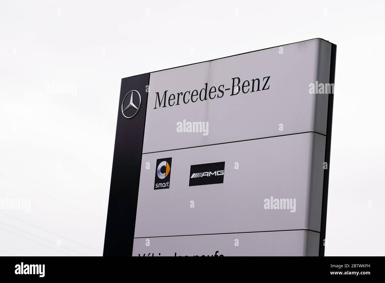 Amg emblem hi-res stock photography and images - Alamy