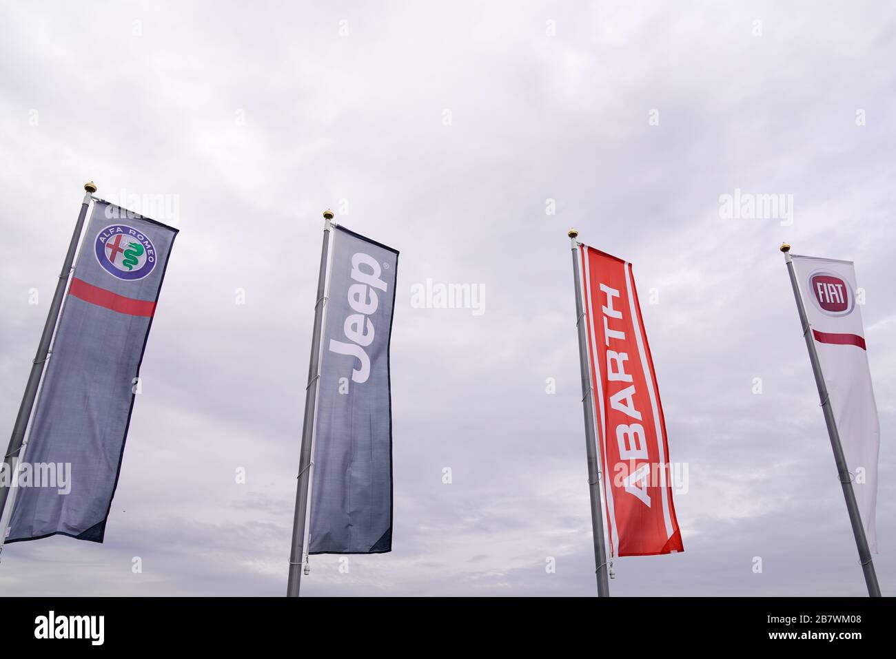 Abarth logo hi-res stock photography and images - Alamy