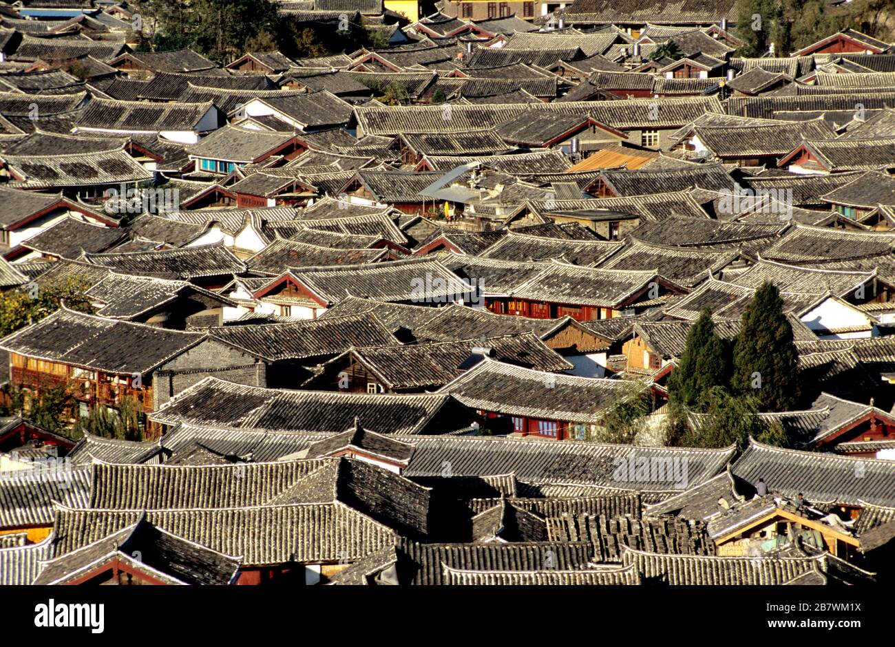 Traditional Chinese homes are pictured in China Stock Photo - Alamy