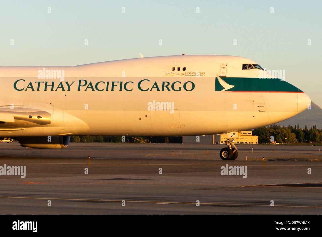 747 8 cargo nose hi-res stock photography and images - Alamy