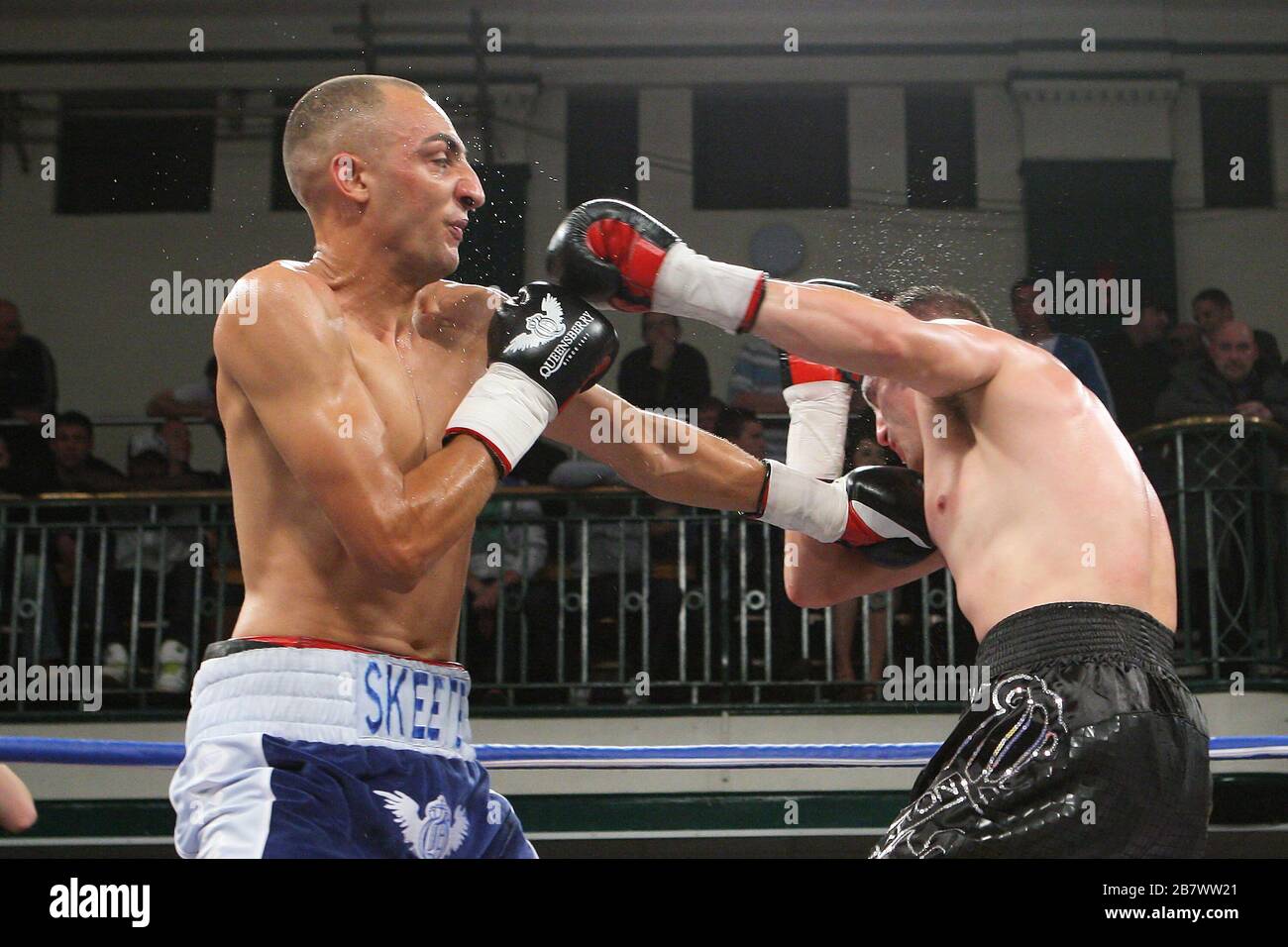 Bradley Skeete (blue shorts) defeats Steve Spence in a Welterweight ...