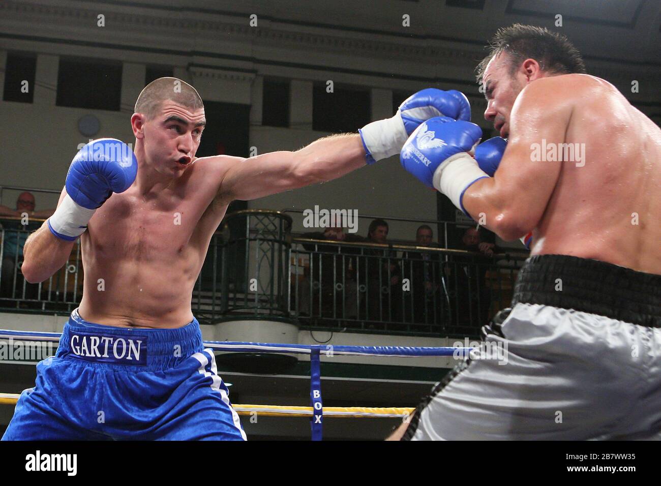 Johnny Garton (blue) shorts defeats Danny Dontchev in a Welterweight ...
