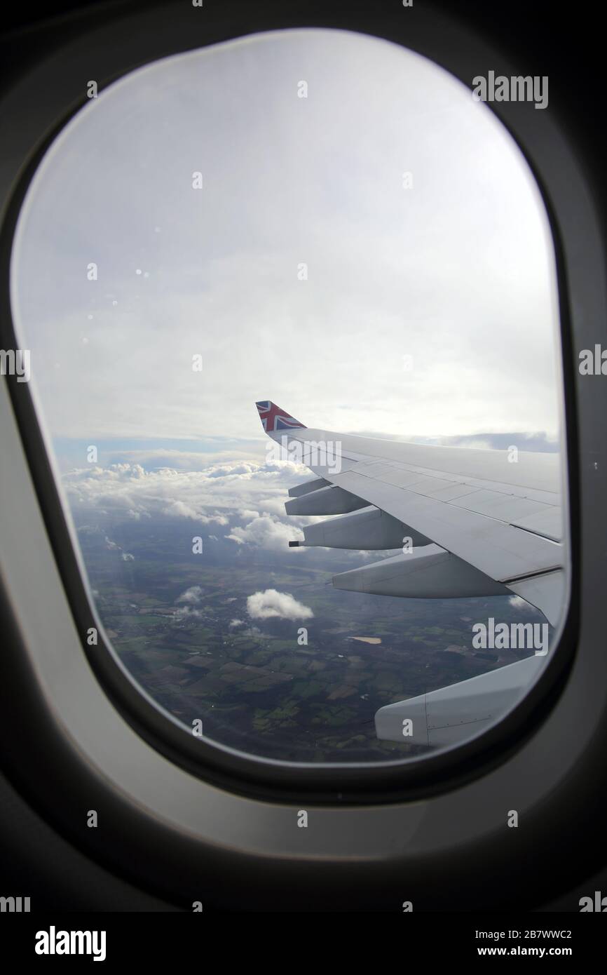Aeroplane Boeing 747-400 (744) in flight View of Wing showing Flap ...
