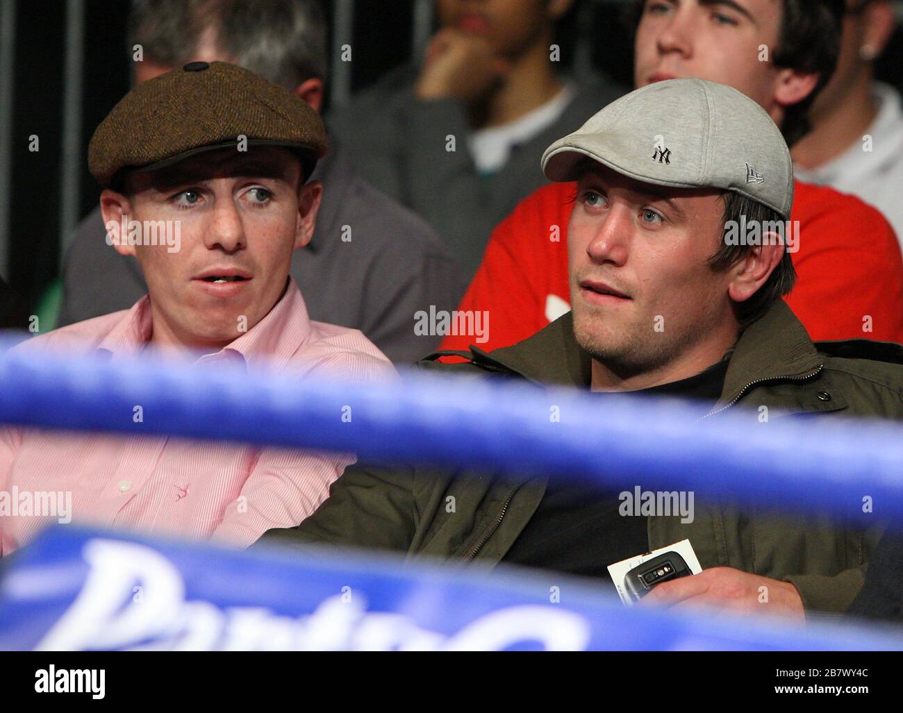 Boxing ring r hi-res stock photography and images - Alamy