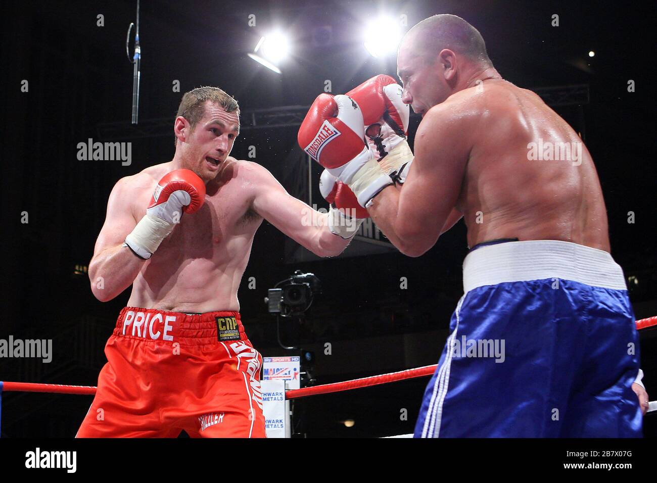 David price boxing hi-res stock photography and images - Alamy