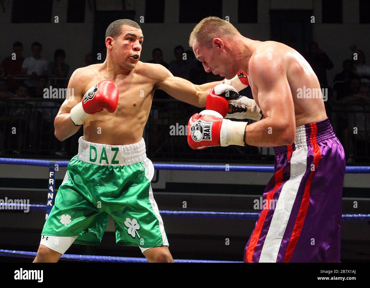 Darren Sutherland (Dublin, green shorts) defeats Gennadiy Rasalev ...