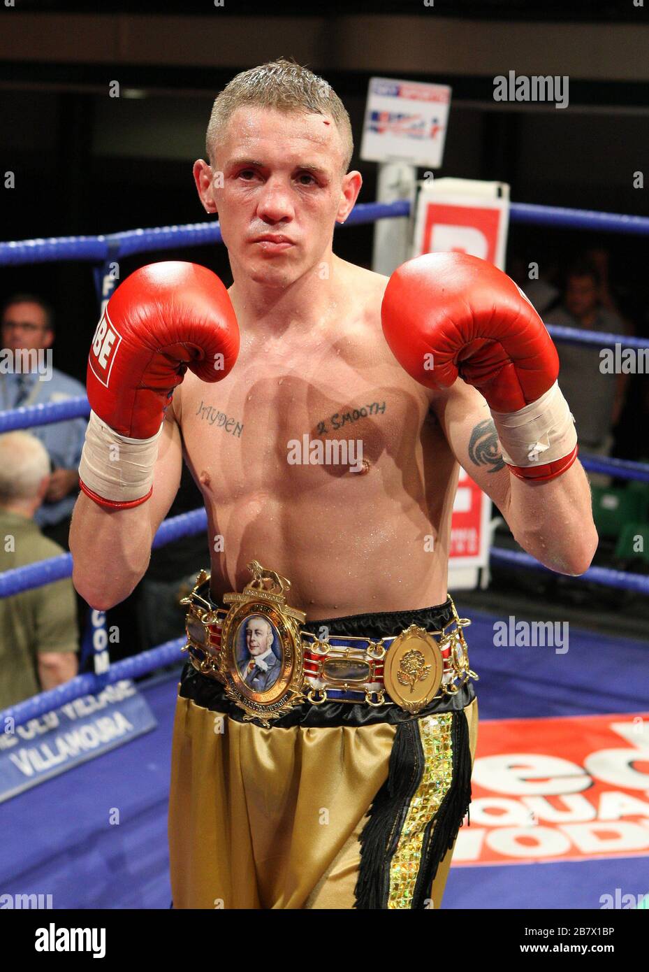 Jason Booth (Nottingham, gold shorts) defeats Rocky Dean (Thetford ...