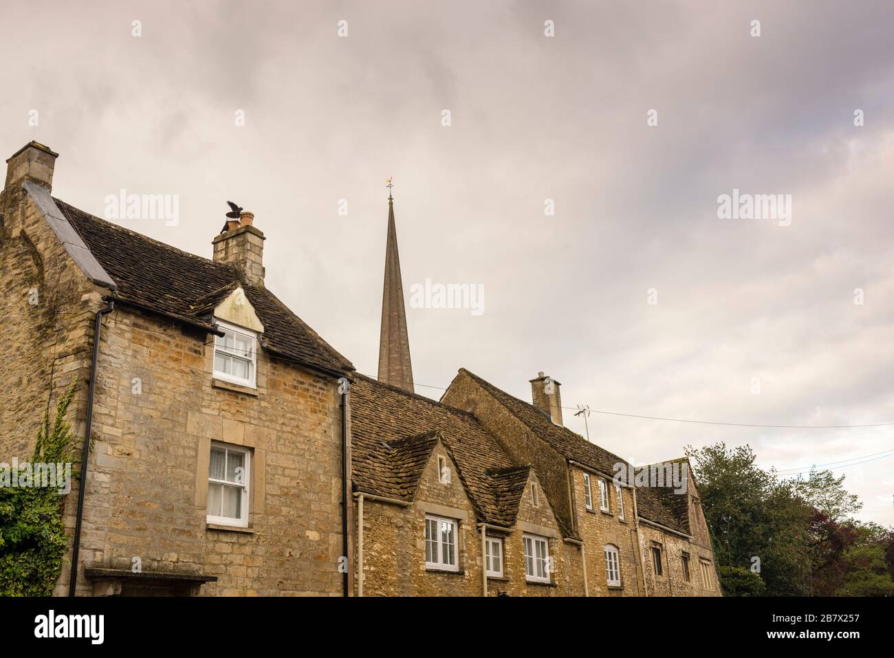 Quintessential cotswolds town hi-res stock photography and images - Alamy
