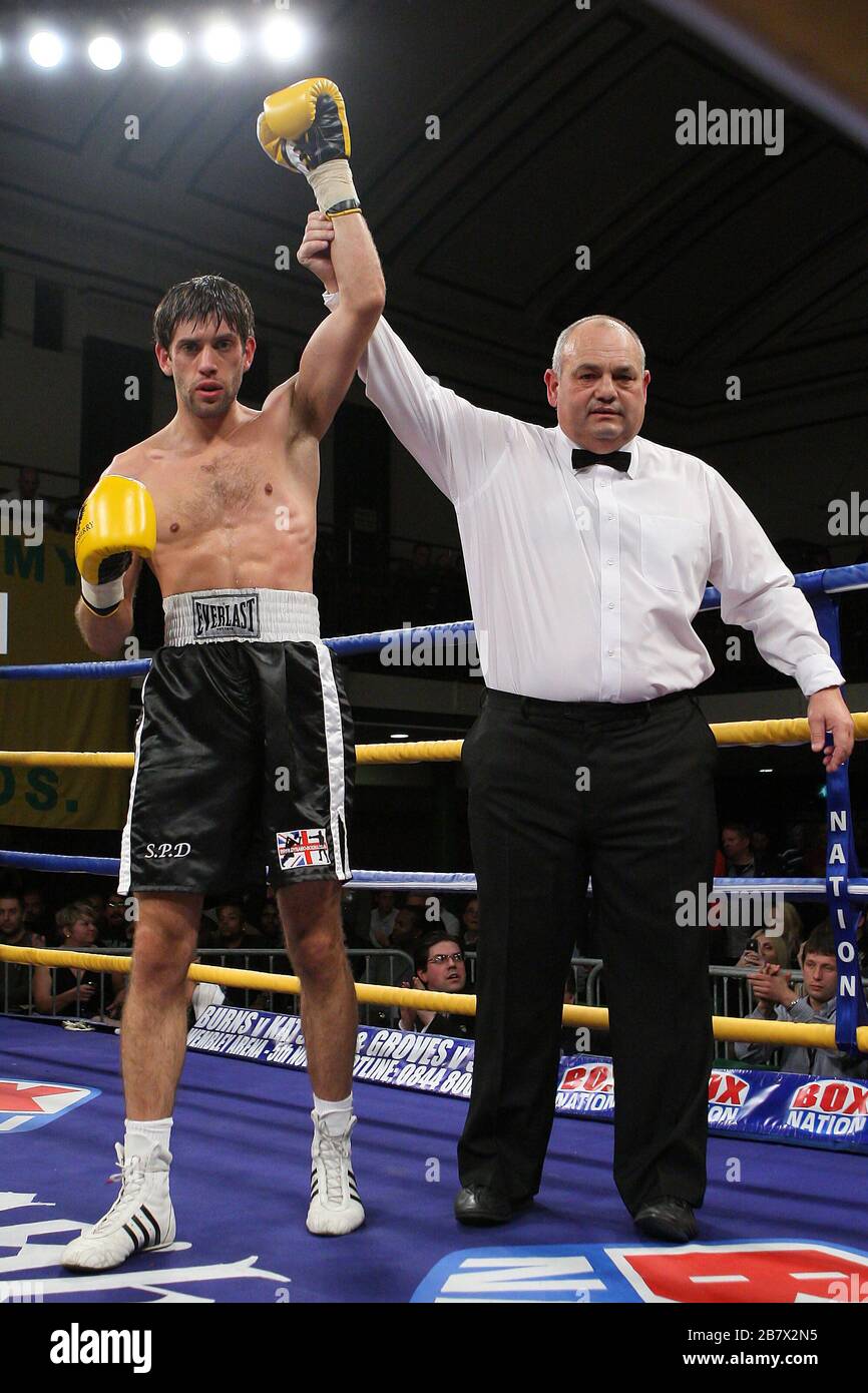 Danny Davis (black shorts) defeats Mark McKray in a Light-Welterweight ...