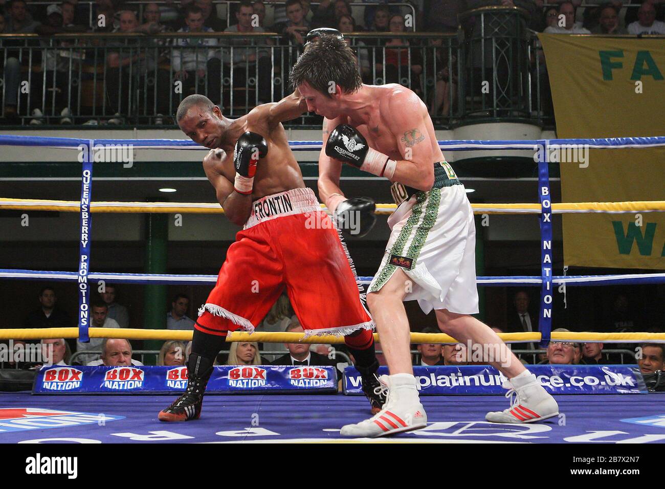 Dean Byrne (white shorts) defeats Michael Frontin in a Welterweight ...