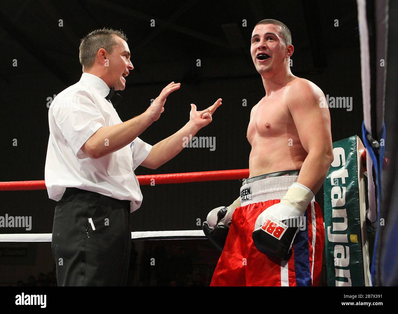 Larry Olubamiwo (back shorts) defeats Yavor Marinchev in a Heavyweight ...
