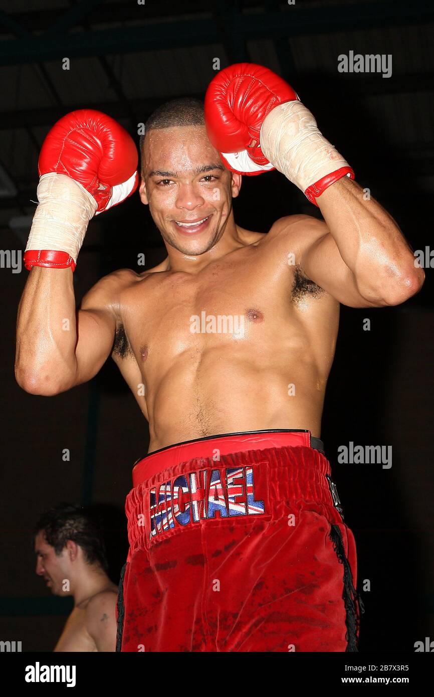 Michael Norgrove (red shorts) defeats Jan Balog in a LightMiddleweight ...