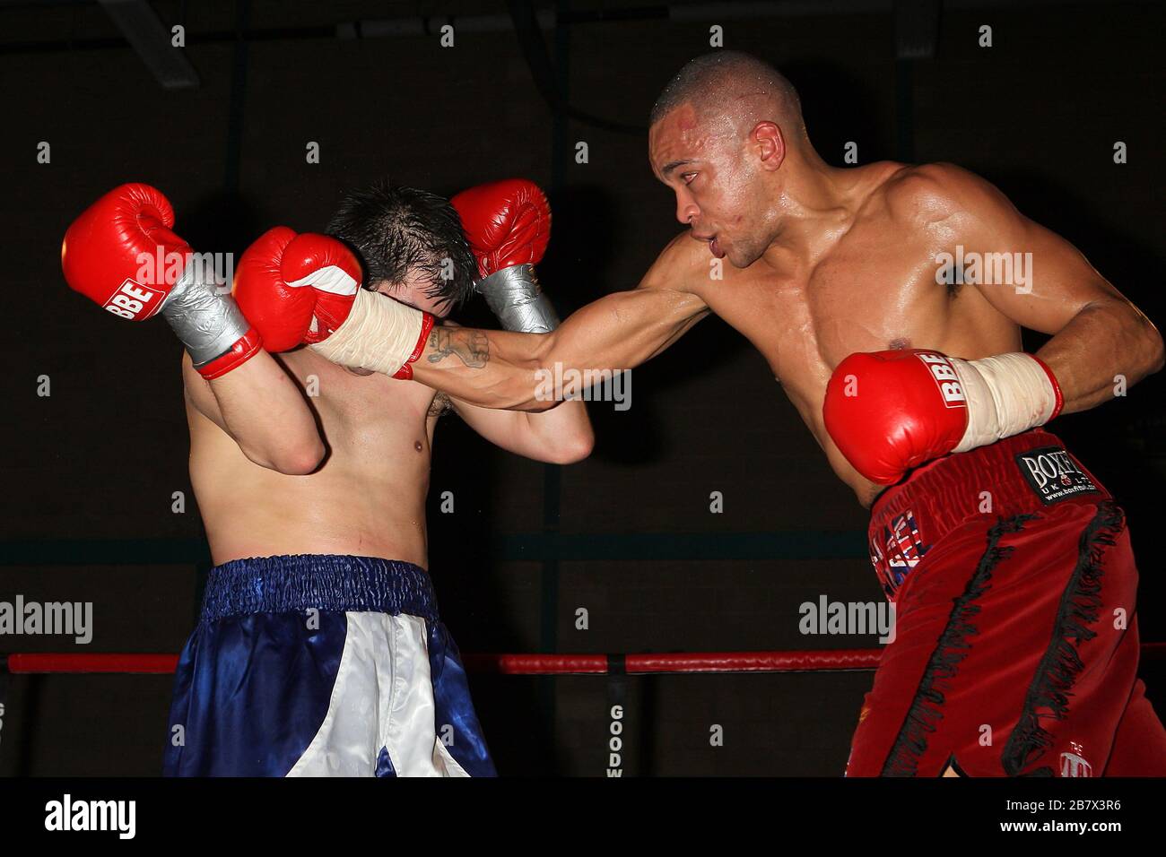 Michael Norgrove (red shorts) defeats Jan Balog in a LightMiddleweight ...