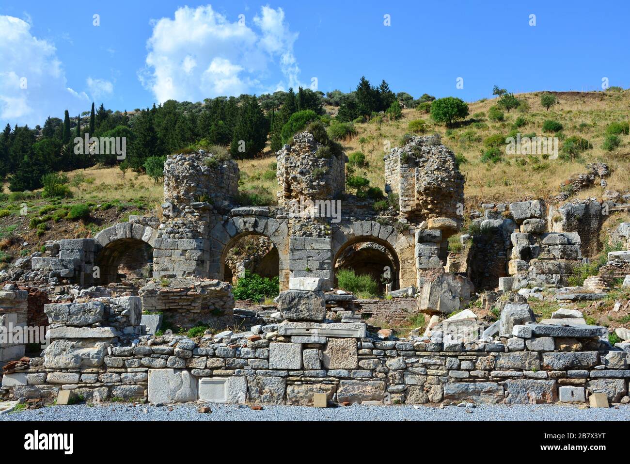 Efes ruins hi-res stock photography and images - Alamy
